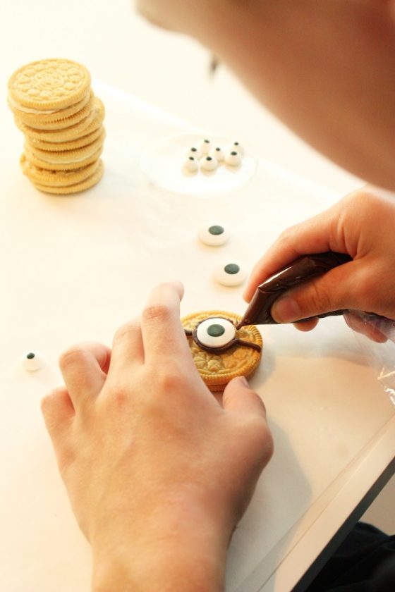 Fun Food: OREO Minion Cookies Kids Can Make - Kim Byers