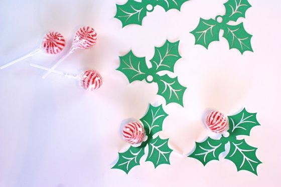 Christmas Holly Paper Craft - Perfect Party Treat Wrapper & Gift Wrap ...