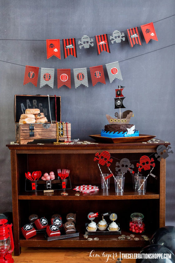 Pirate Party Paper Craft Decorations - Kim Byers