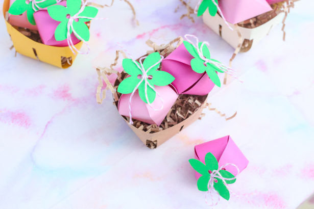 Make A Paper Craft Pop Up Shop For Pretend Play - Kim Byers